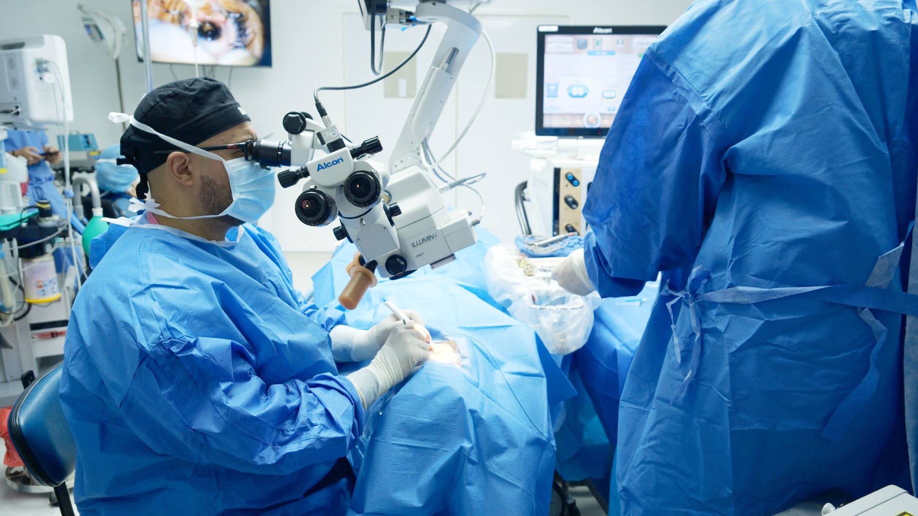 Healthcare Professionals - Nova Eye Medical US